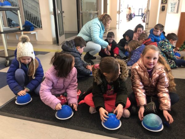 Ice Orbs: An Outdoor Learning Activity - WinterKids